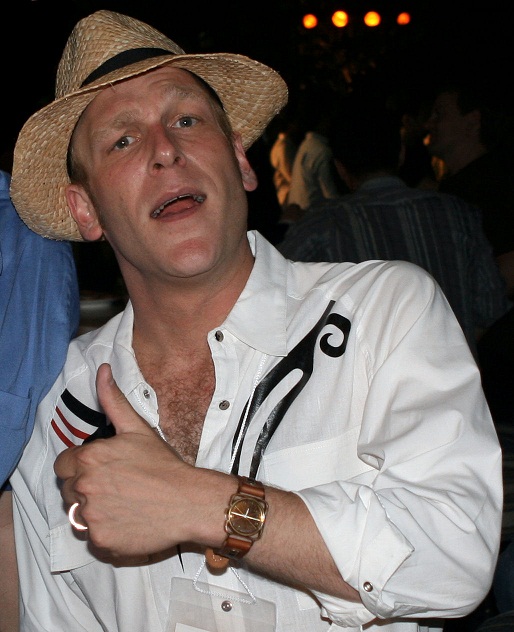 Adam Sessler Leaves G4 - GameRevolution