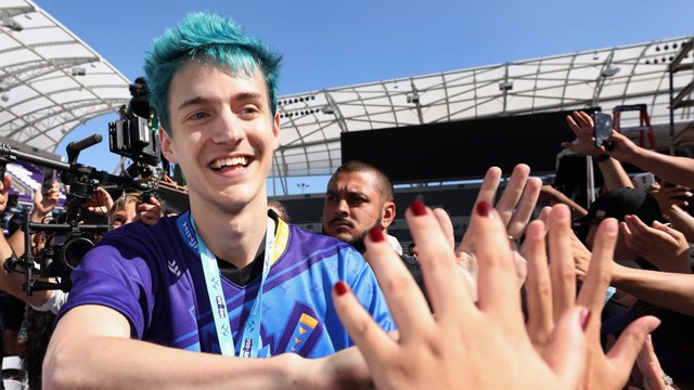 Ninja Becomes First Twitch Streamer to Reach 10 Million Followers ...