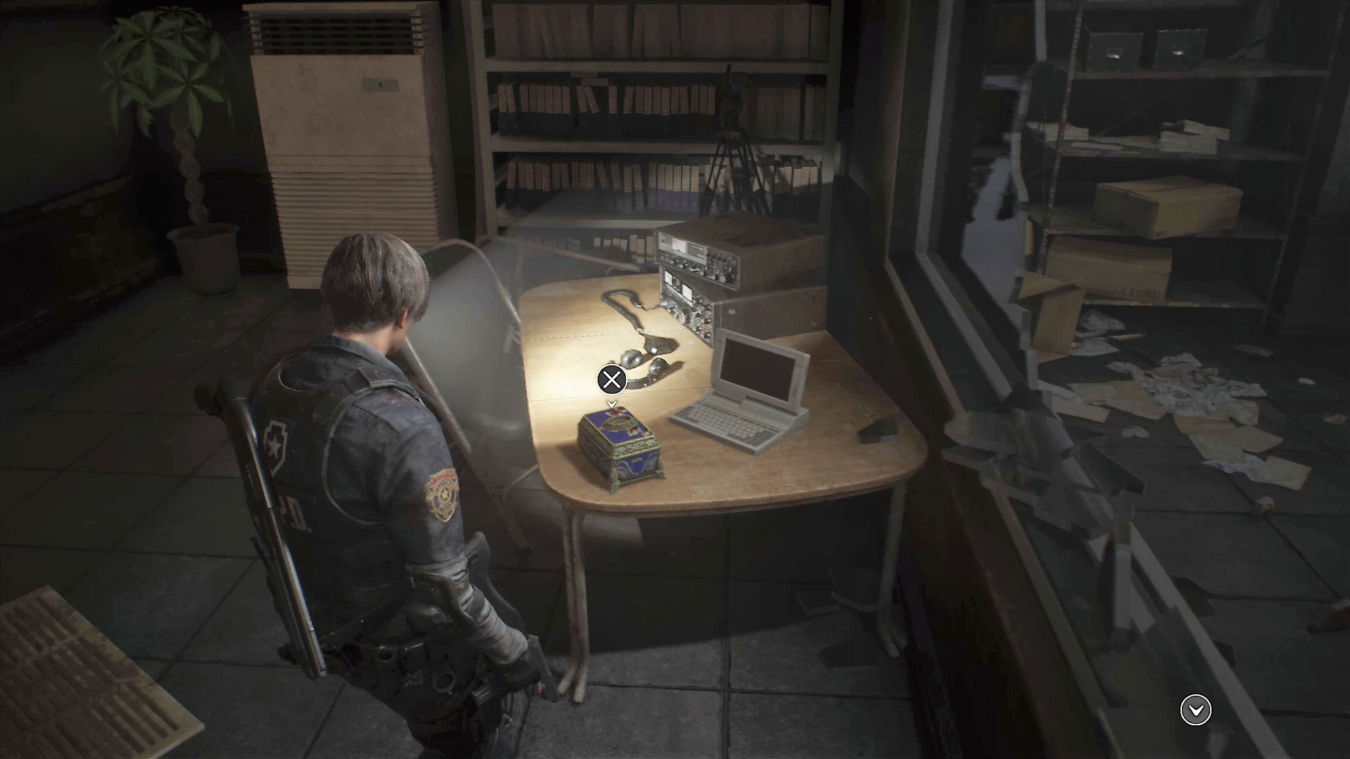 Resident Evil 2 Unlock Armory | STARS Office computer USB drive ...