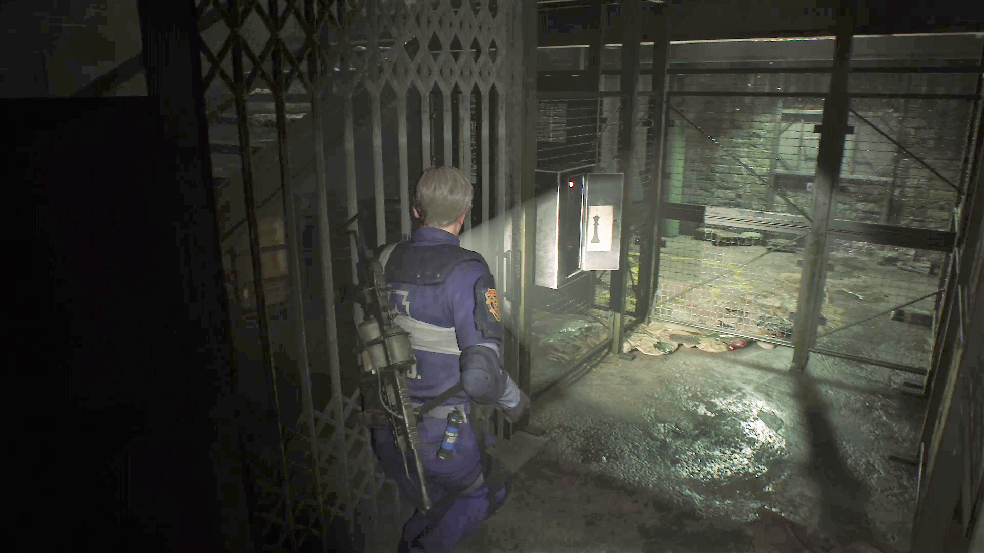 Resident Evil 2 Chess Piece Locations | Where to Find the Rook, King ...