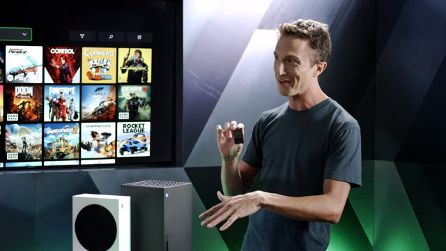 Save your Xbox Series X expansion card for next-gen games, Xbox says ...