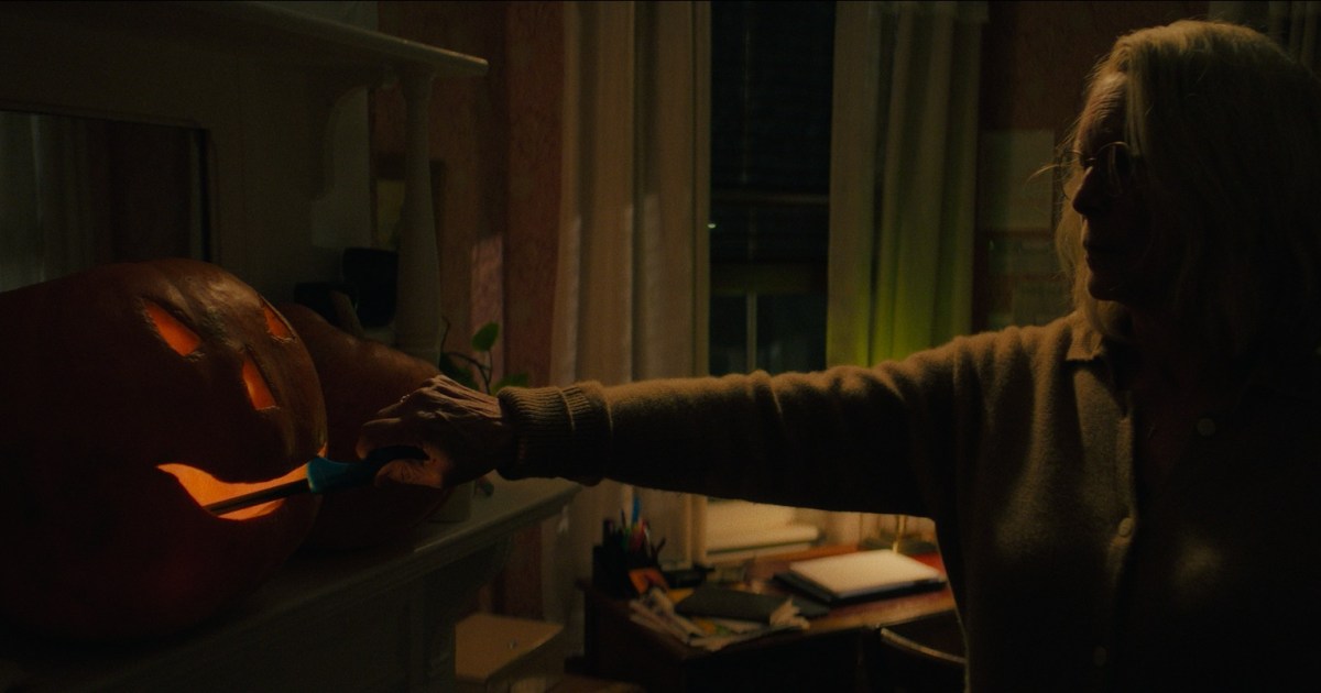 Halloween Ends: Does Jamie Lee Curtis' Laurie Strode Die? - GameRevolution