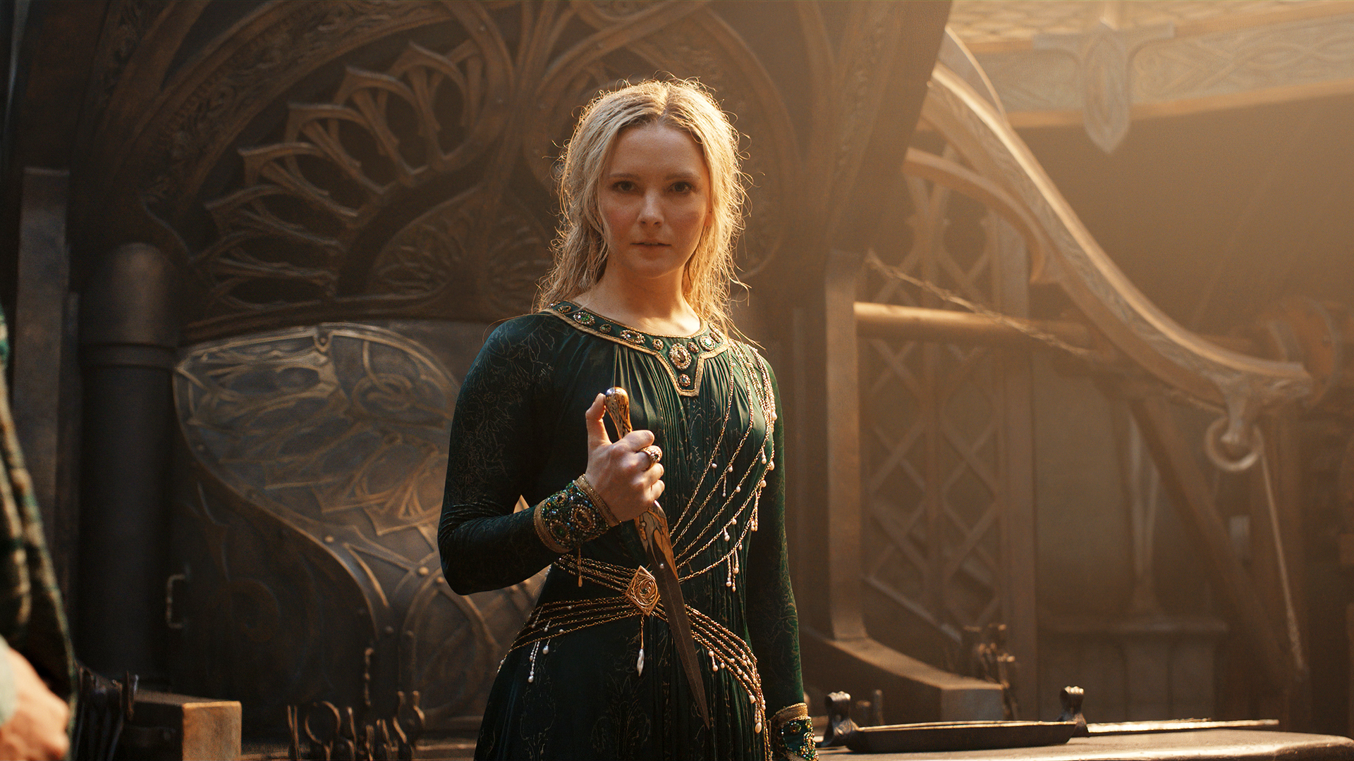 Rings of Power Reveals Who Halbrand Is in Lord of the Rings ...