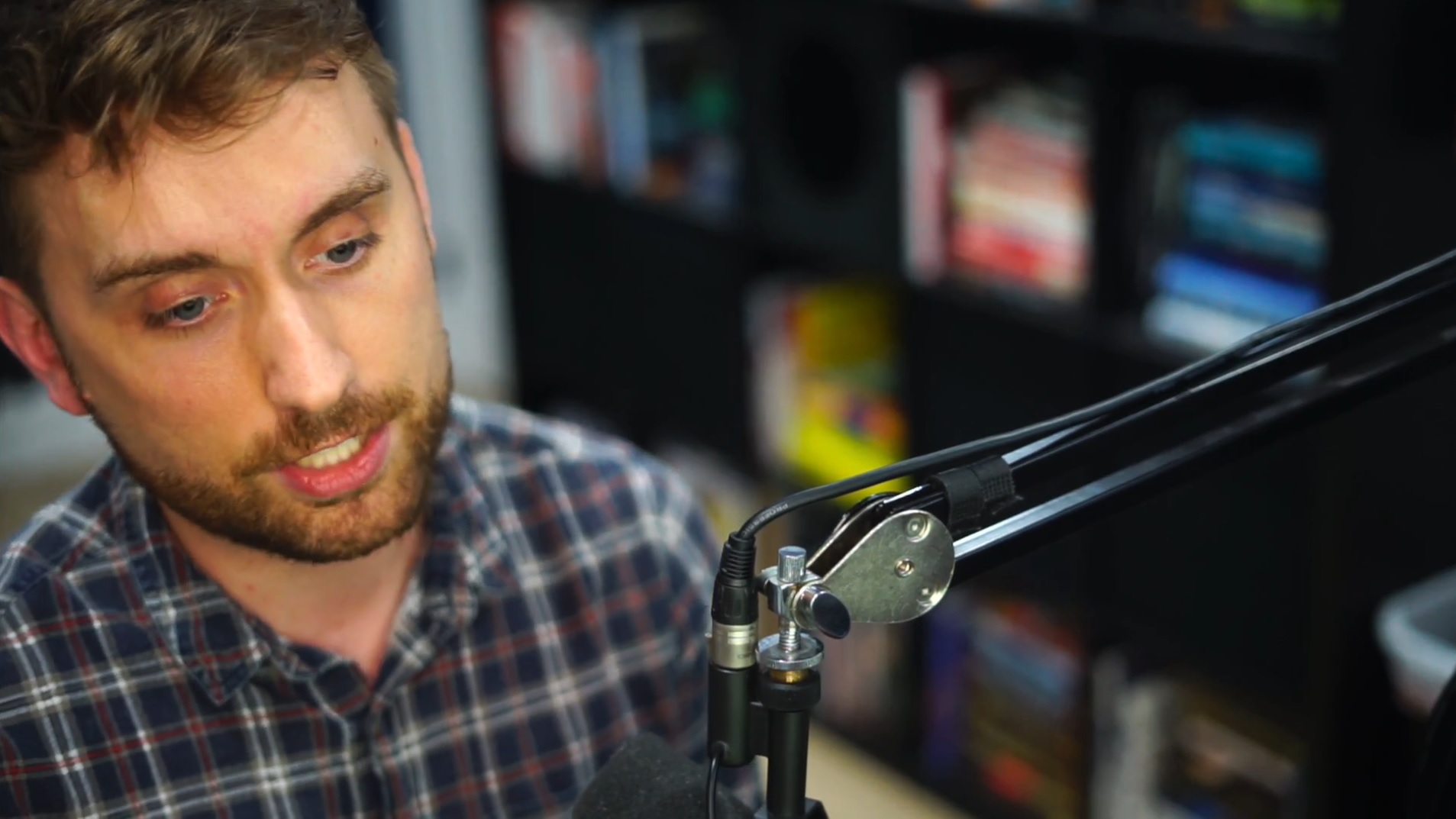 Atrioc Apologizes For Deepfake Drama and Offers to Pay For Female ...